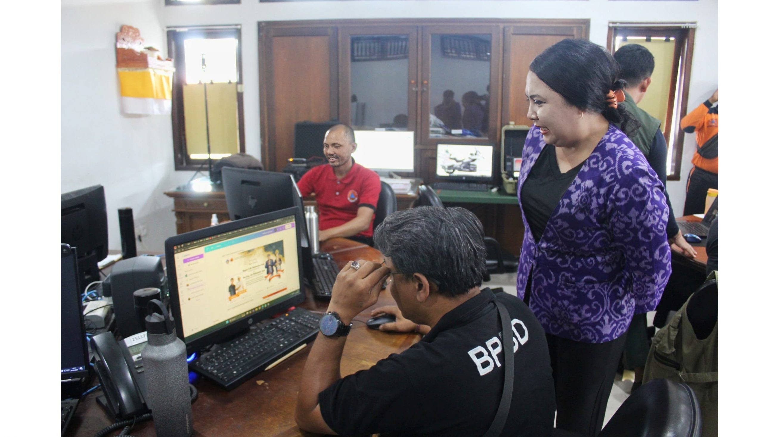 ITB STIKOM Bali Perkenalkan AR Agung ARmed ke PUSDALOPS BPBD Bali